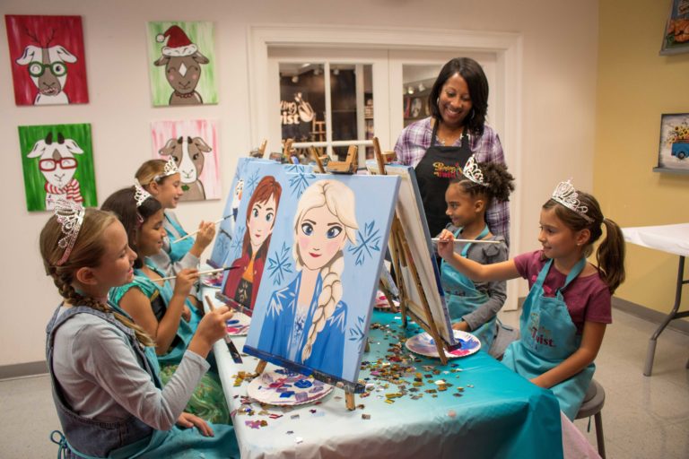 How to Throw the Ultimate Frozen 2 Themed Birthday Bash